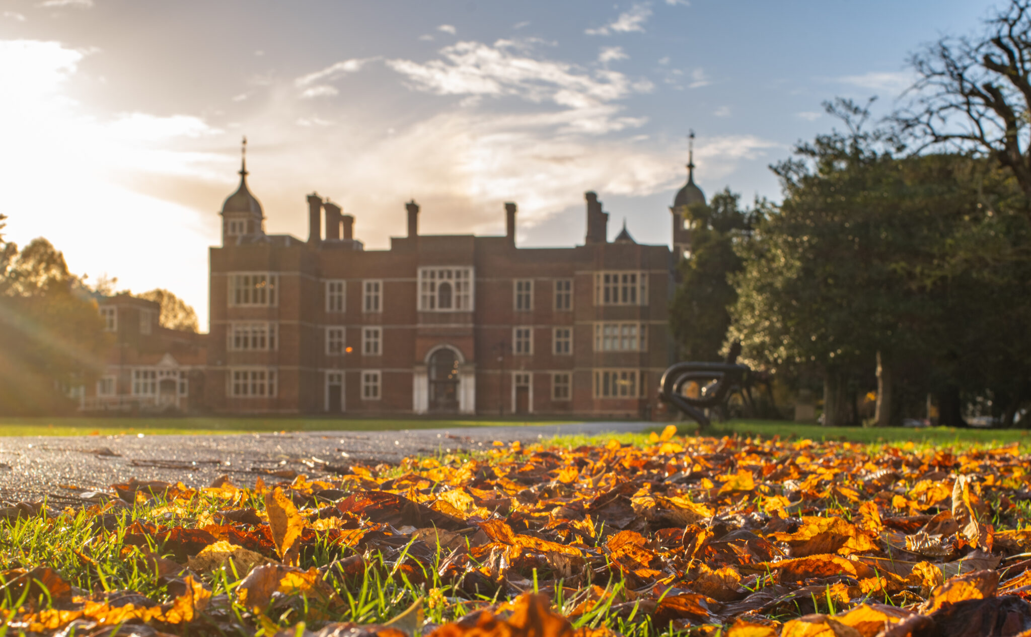 Charlton House is added to Historic England’s ‘At Risk Register ...